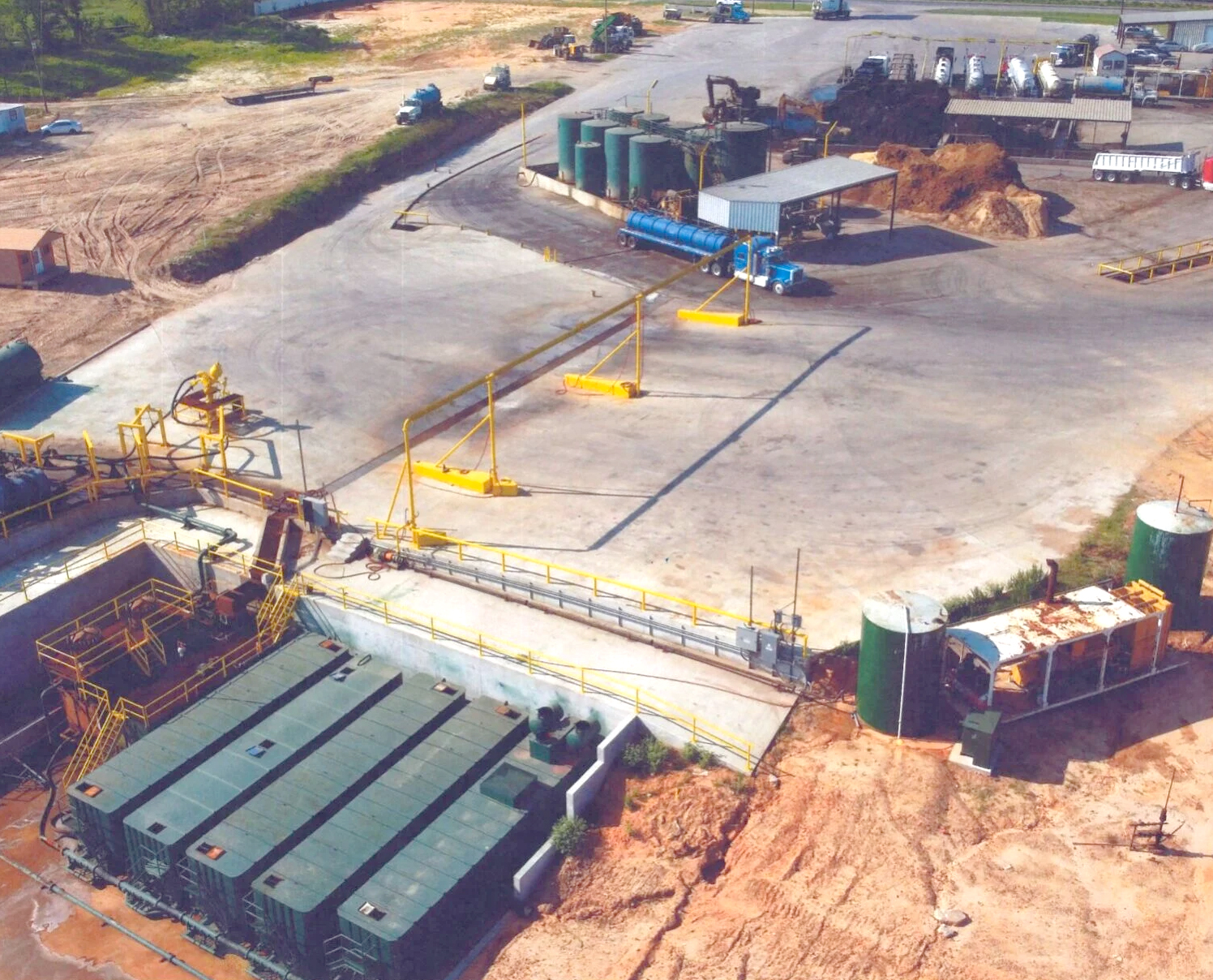 Protesters line up against renewal of permit for Waskom oil, gas waste ...