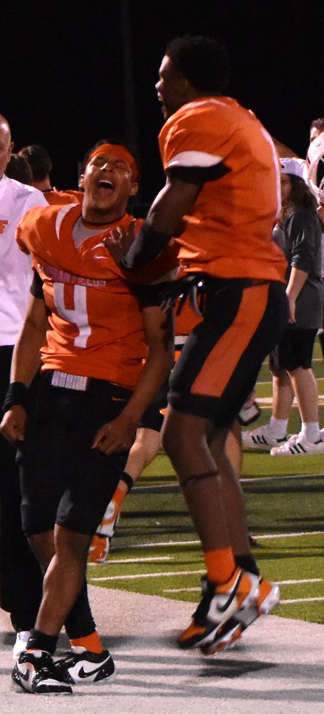 Football: Elysian Fields swarms Beckville in 48-21 district win ...