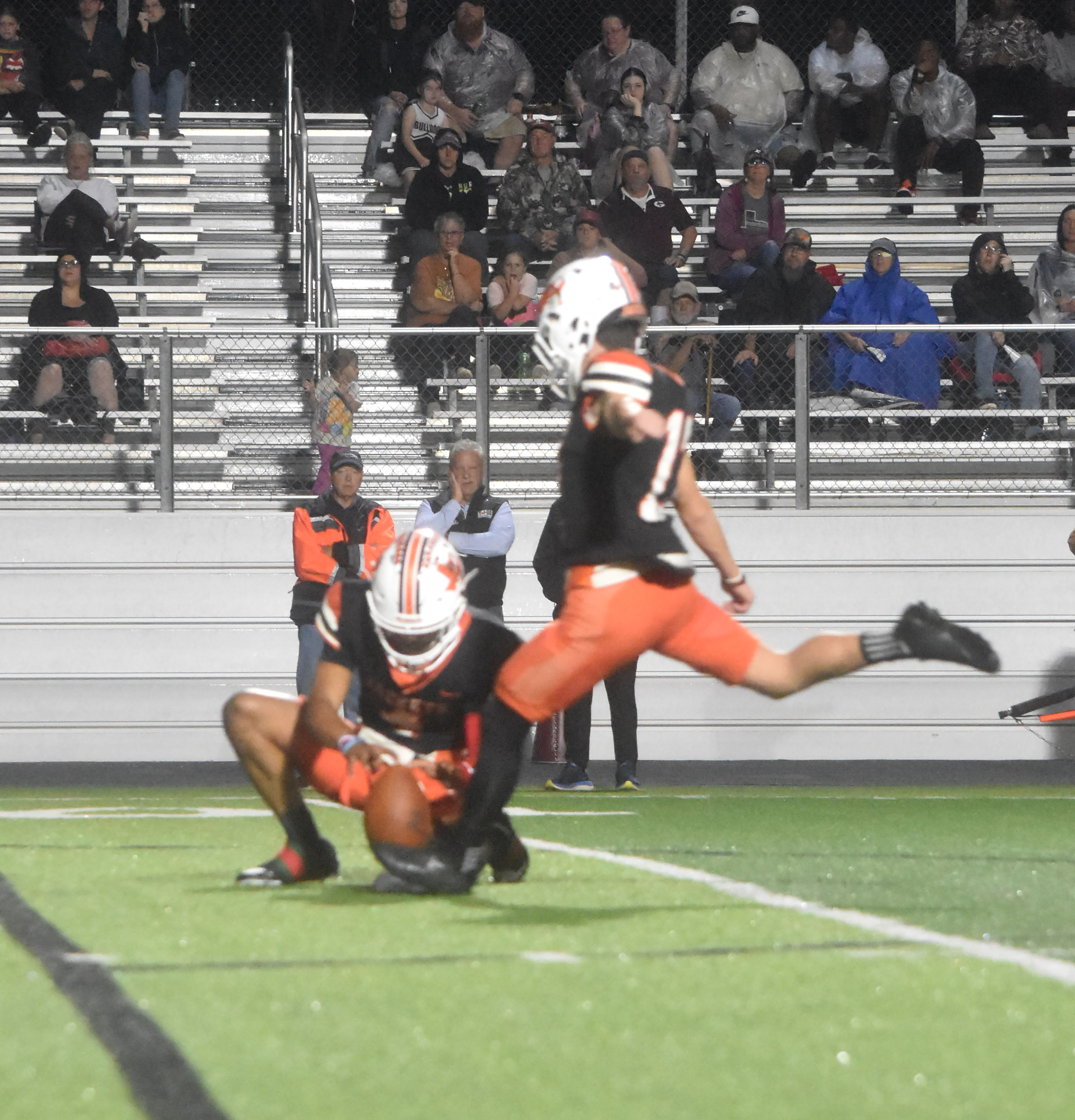 Football: Elysian Fields weathers the storm, clinches the area title in overtime win over ...